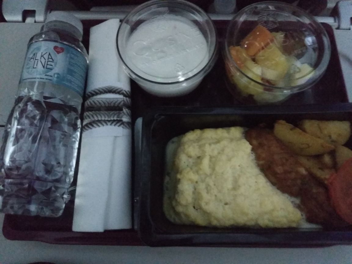 Qatar Airways Economy Review (Asian Vegetarian Meal) - TaleTravels