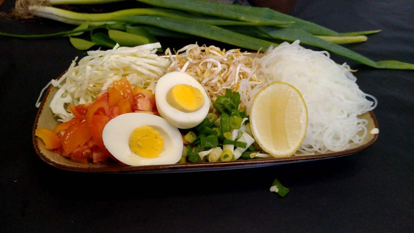 How to make Soto Ayam from scratch (Indonesian chicken soup). 10 easy ...