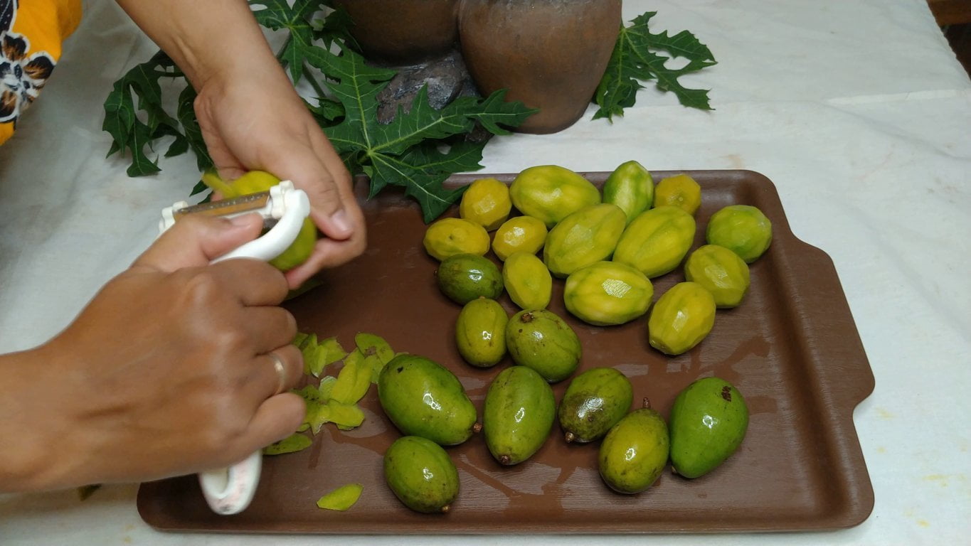 Kedondong pickled sweet and sour recipe. Step-by-step easy! (Ambarella ...